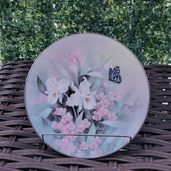 Wall Decor | Vintage Sapphire Wings By Tan Chun Chiu Collectible Plate ...
